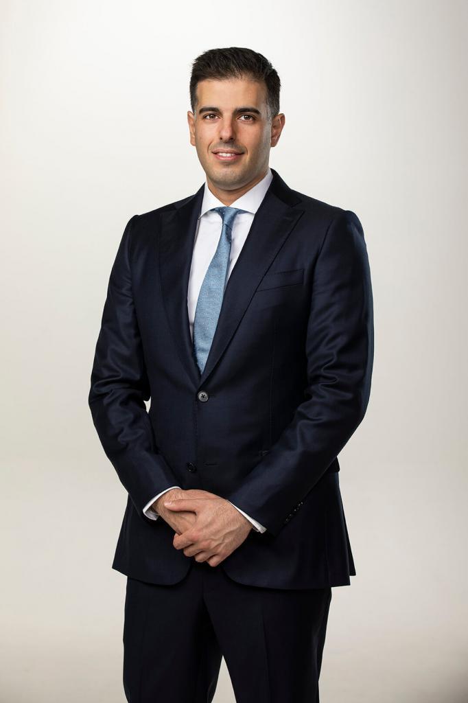 About Dr Awwad - Dr George Awwad